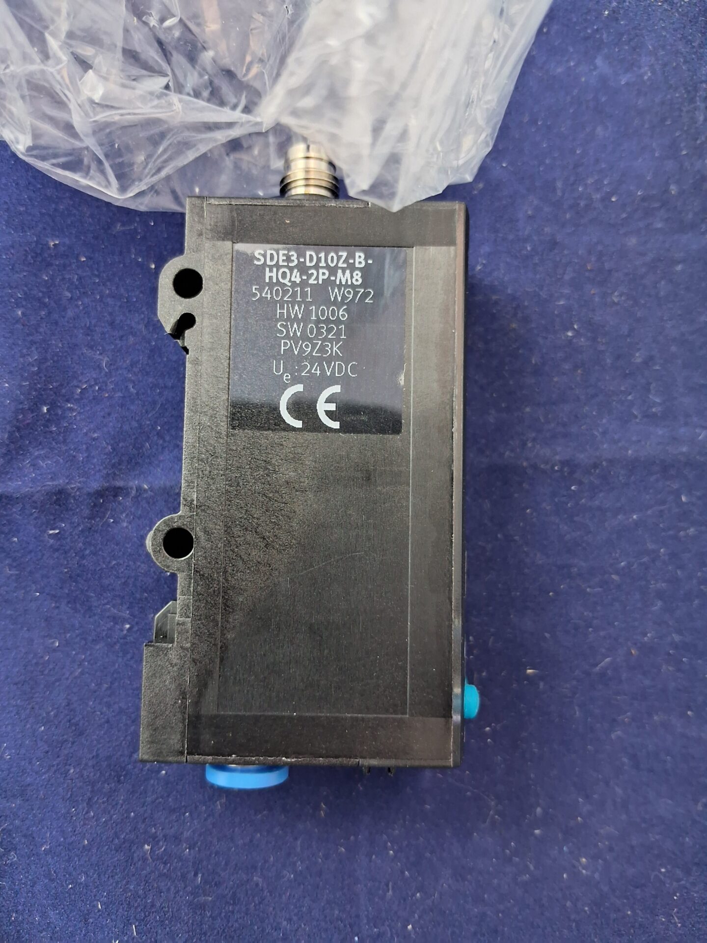 Festo-SDE3-D10Z-B-HQ4-2P-M8-SDE3-D10Z-B-HQ4-2P-M8-Piezoresistive ...